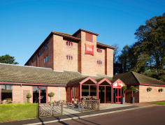 Ibis | Luton Airport Hotel with Parking Deals | Ibis Luton with Parking